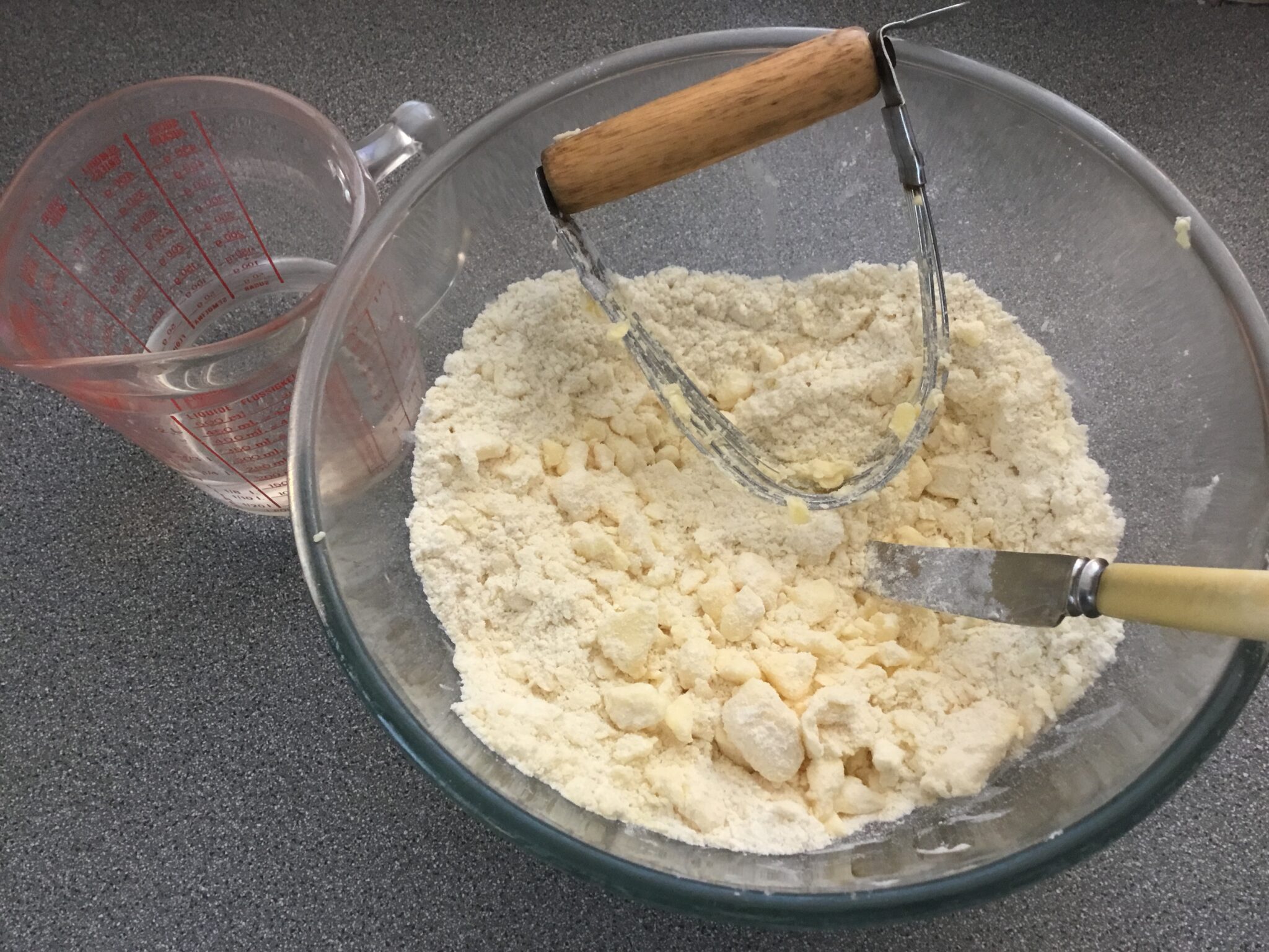 Chicken and Honey Pastries - Food and Cooking of the Middle Kingdoms